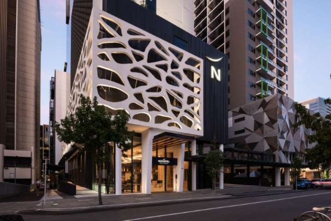 Brickman® Brings Dinosaur Magic To Novotel Perth Murray Street