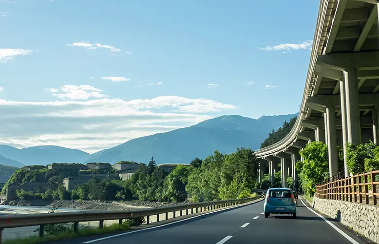 Driving from Austria to Italy by Car - An Unforgettable Experience