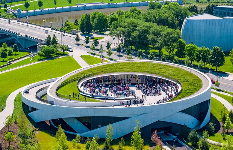 Veterans Memorial: Honoring Those Who Served