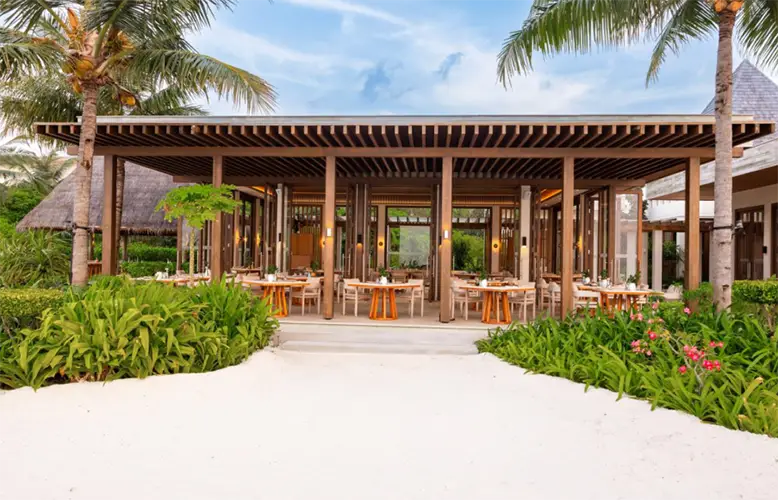 Kuda Villingili Resort, Maldives Earns Wine Spectator Award